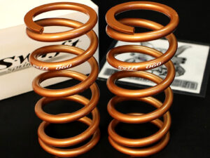 Staggered Wheels Explained - Suspension Setups